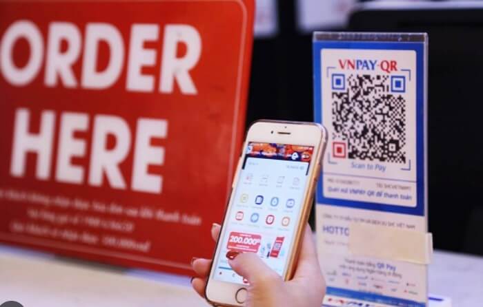 Cách thanh toán QR Pay bằng thẻ tín dụng Techcombank - DangKyInternetBanking.com